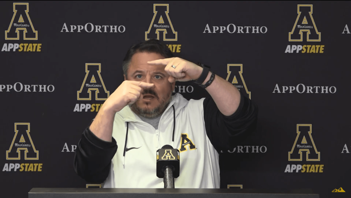 coach dowell talked to the media for 33 minutes so here’s a recap ...